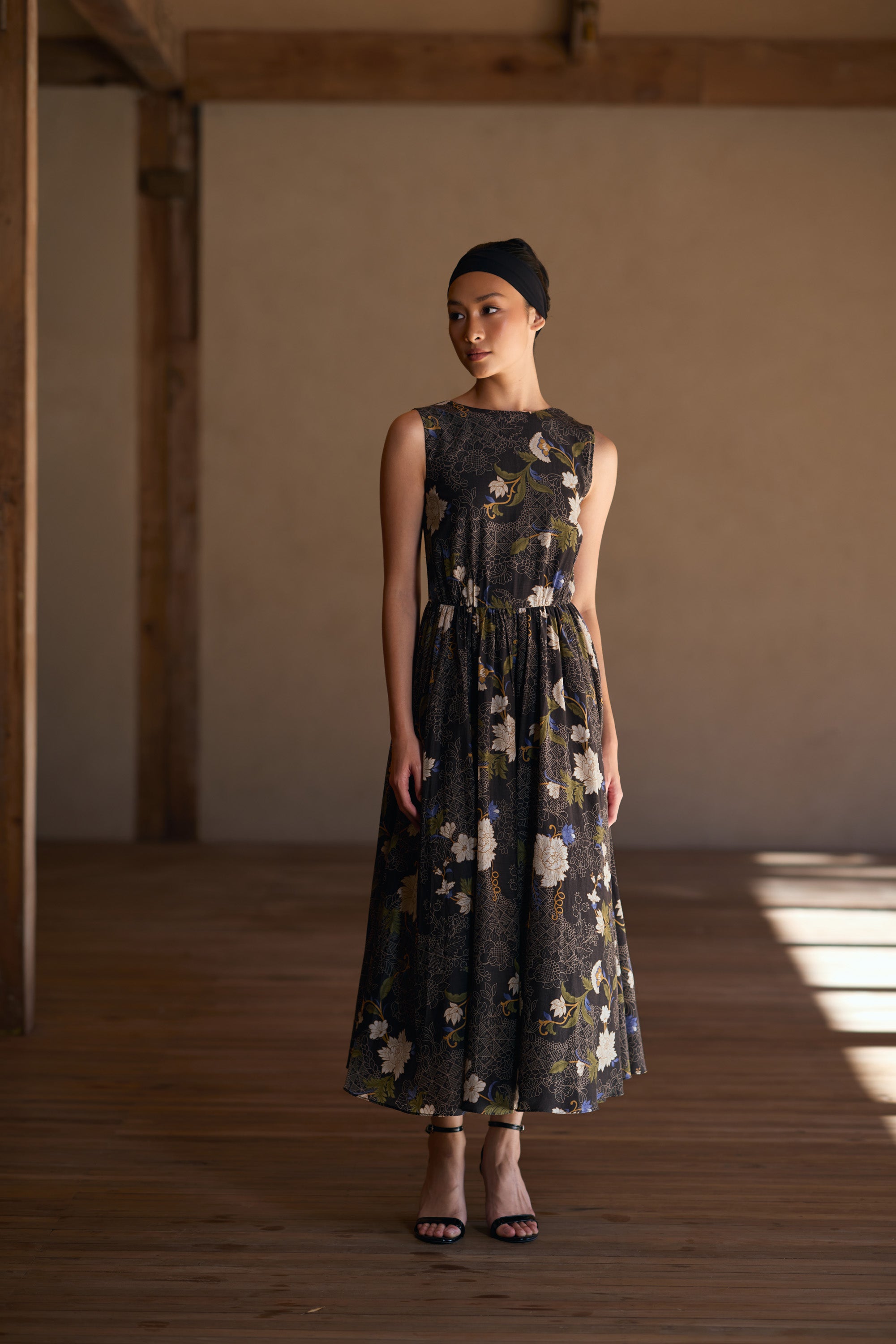Valeria Dress – Pithecanthropus Bali