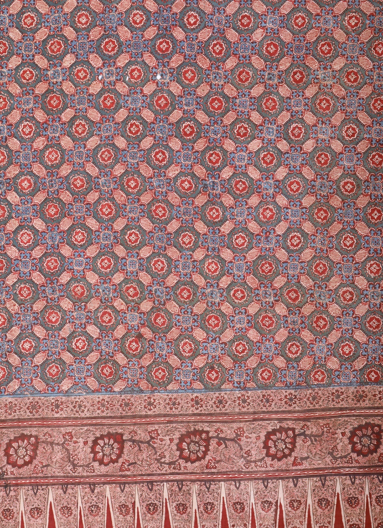 Kain Sembagi South Sumatera – Pithecanthropus Bali