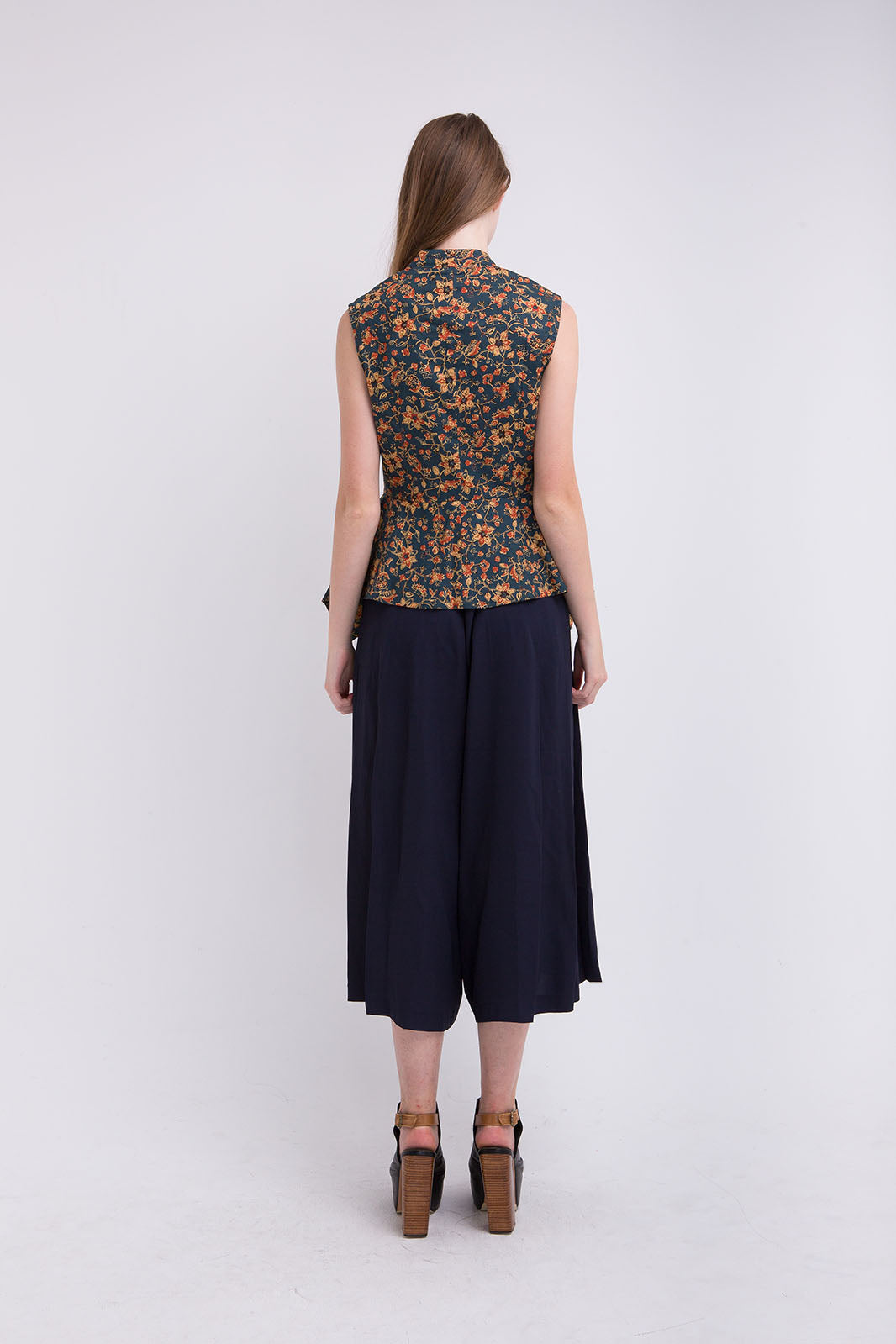 Marni Top – Pithecanthropus Bali