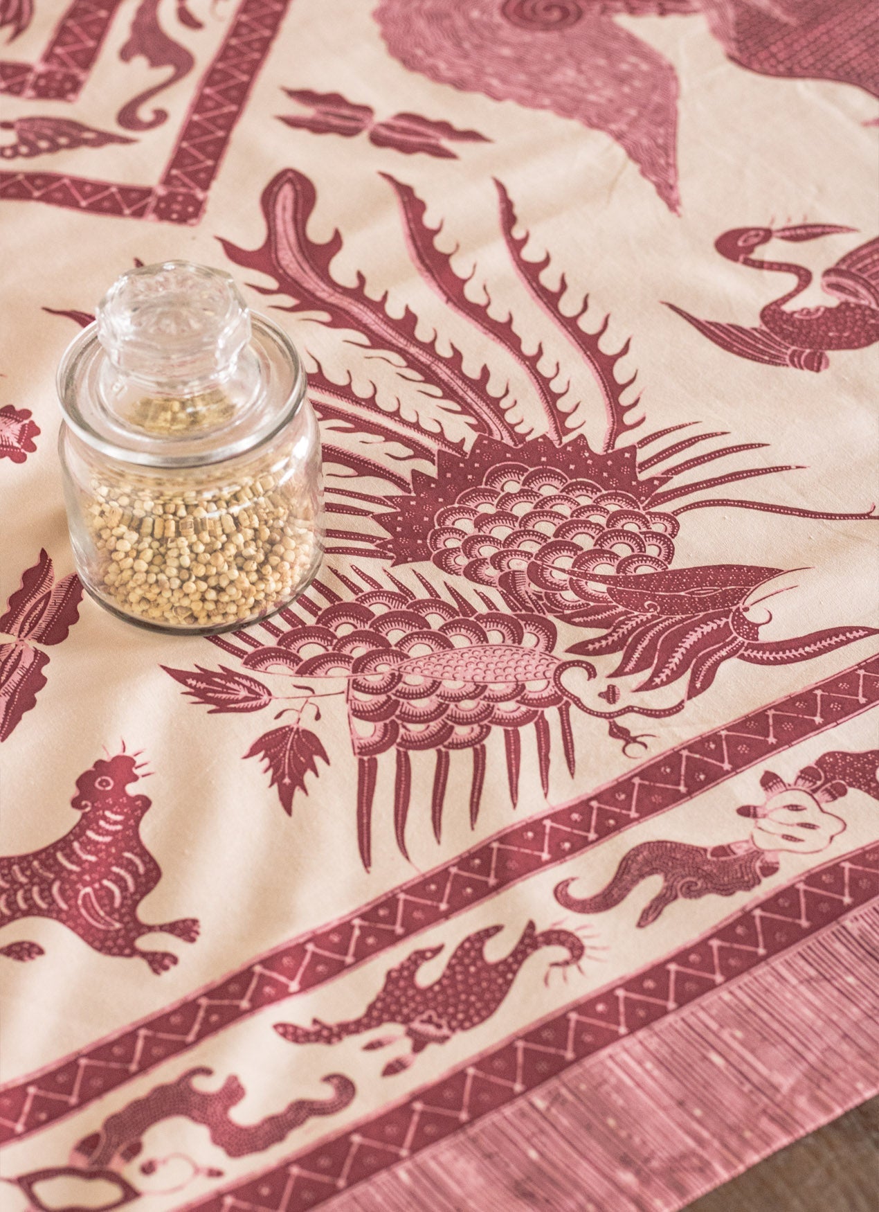 Table Cloth - Burung Lasem Merah – Pithecanthropus Bali