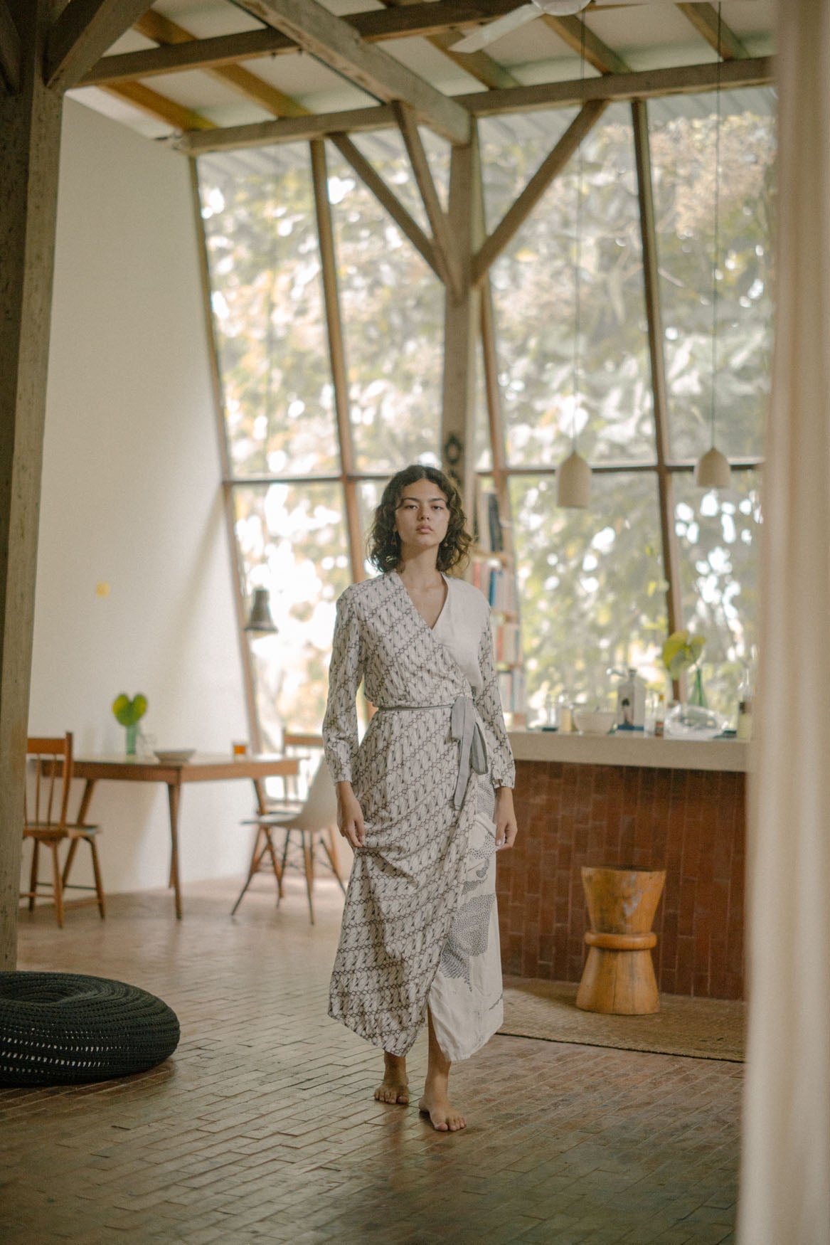Elias Outer Dress – Pithecanthropus Bali