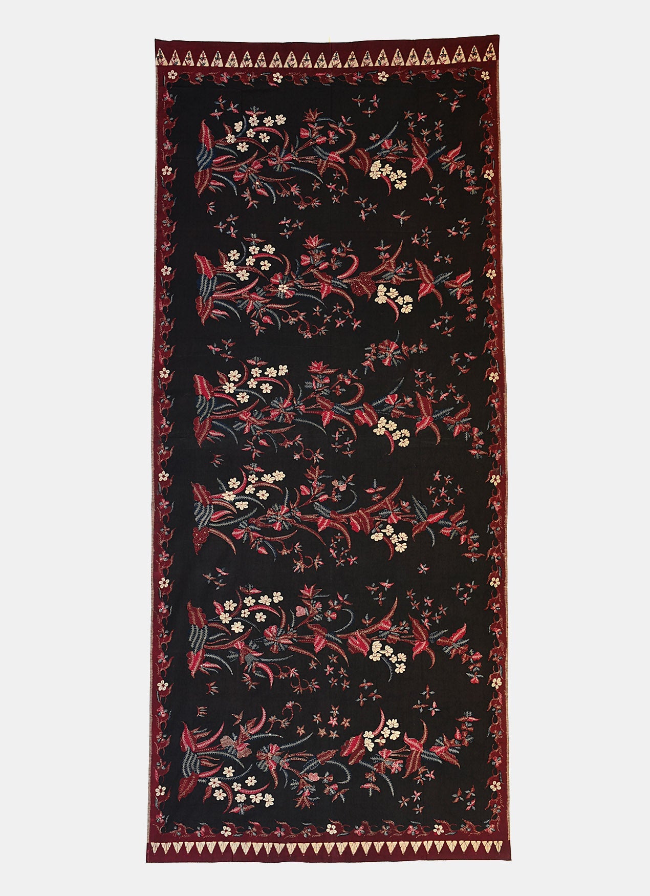 Kain Panjang Batik Madura – Pithecanthropus Bali